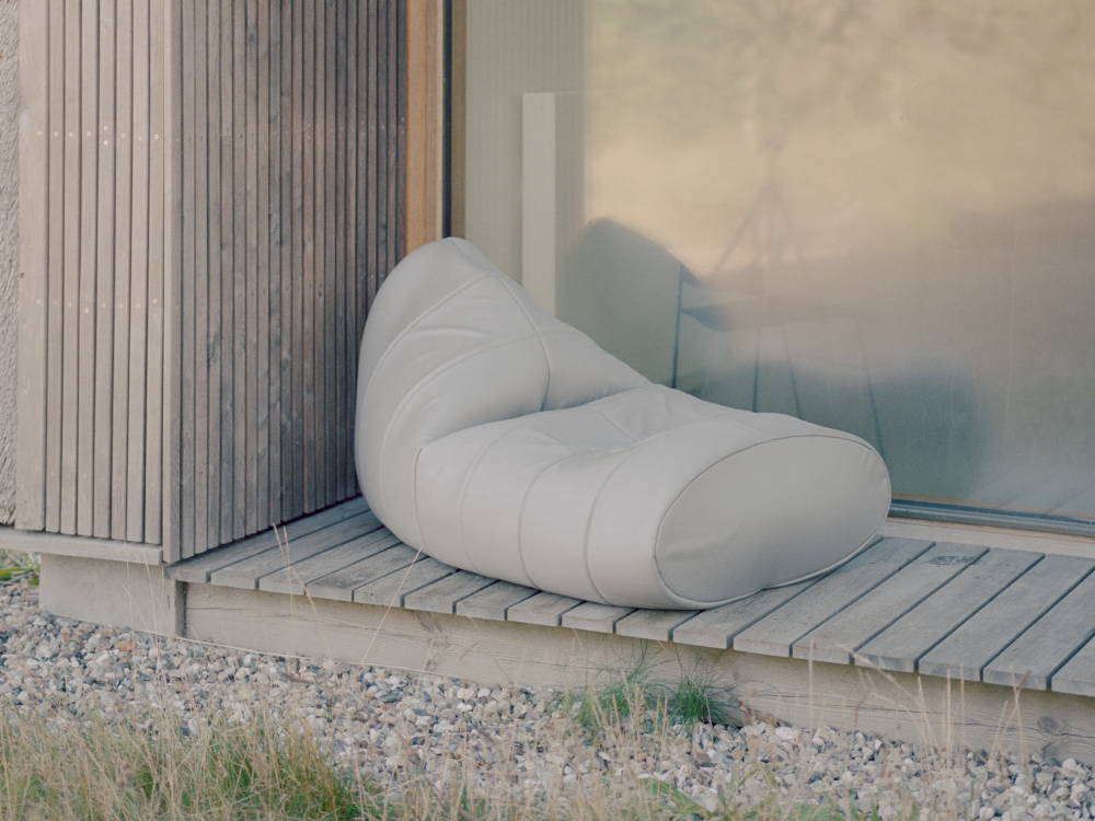 Softline SITT Outdoor Bean Bag Chair - Urbansuite